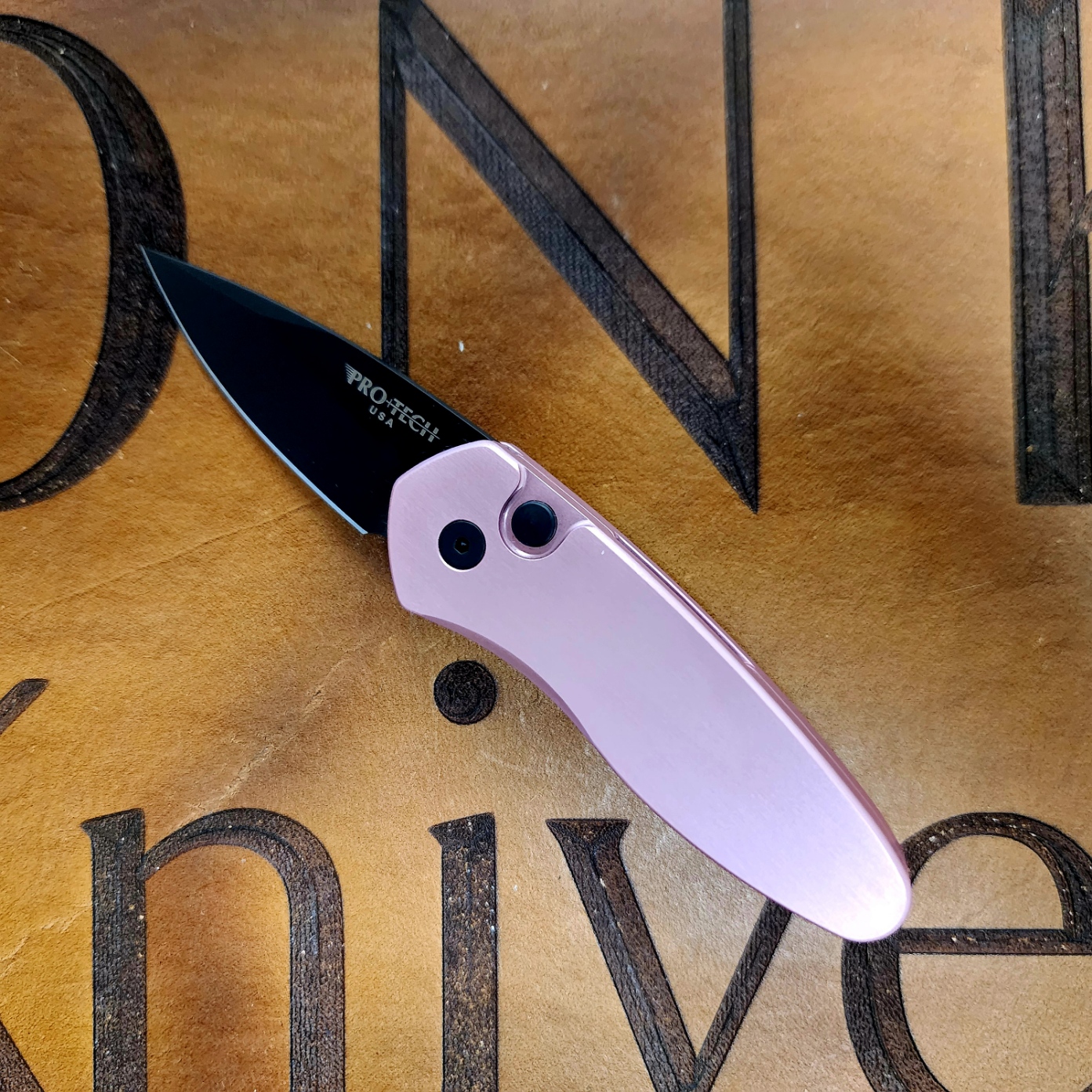 Protech Sprint 2907-PINK Auto 2" CA Legal Black S35VN Blade Pink Aluminum Handle - DNK Knives